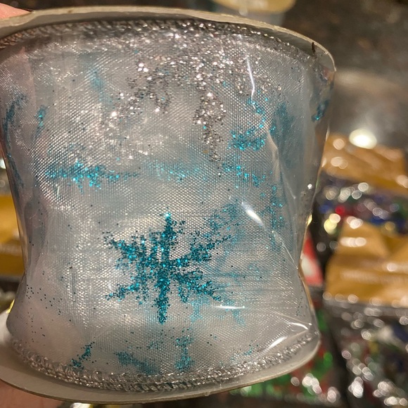 Pier 1 | Holiday | Snowflake Ribbon And Confetti | Poshmark